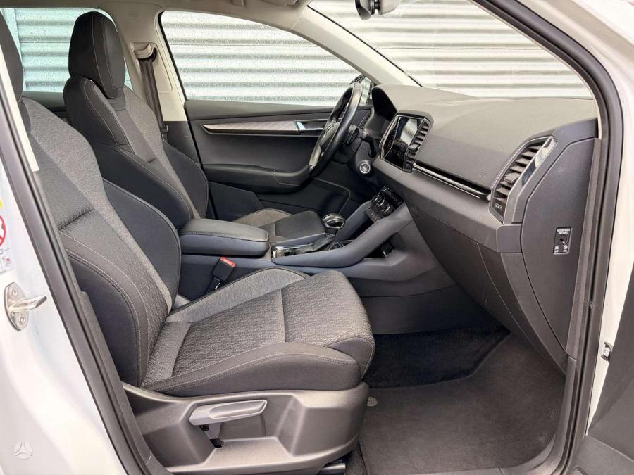Balts Skoda Karoq 2022 Viļņa, ar dzinēja tilpumu 1.97 L un nobraukumu 183 tūkst. km par 16850 €, foto 14 vietnē AUTOMOTO.COM.LV