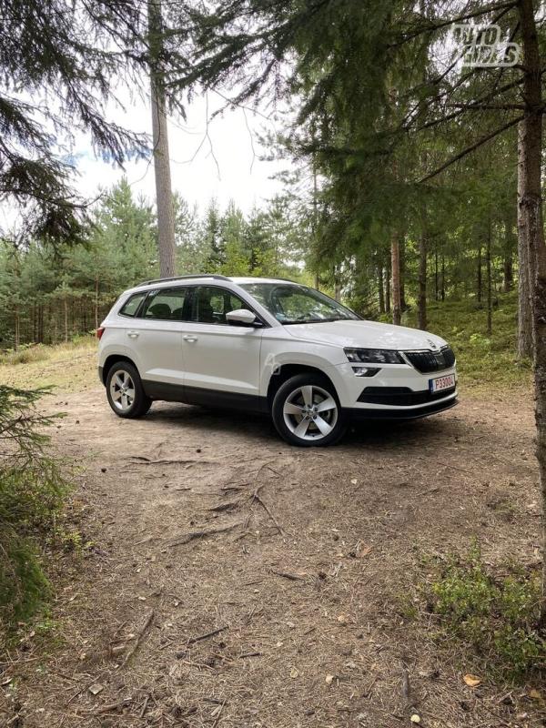 Balts Skoda Karoq 2022 Kauņa, ar dzinēja tilpumu 2.00 L un nobraukumu 270 tūkst. km par 12000 €, foto 1 vietnē AUTOMOTO.COM.LV