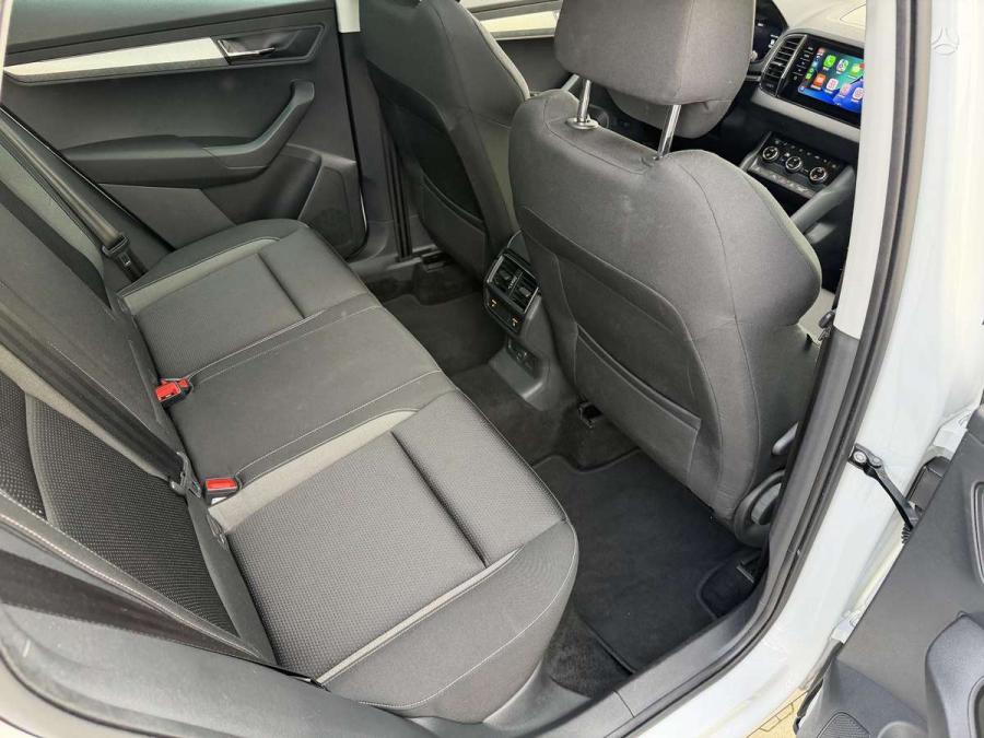 Balts Skoda Karoq 2022 Šauļi, ar dzinēja tilpumu 1.97 L un nobraukumu 124 tūkst. km par 21990 €, foto 21 vietnē AUTOMOTO.COM.LV