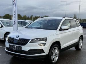 Белый Шкода Karoq 2022 в Вильнюс, объемом двигателя 1.50 л и пробегом 200 тыс. км за 16800 €, фото  на AUTOMOTO.COM.LV