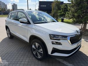 Белый Шкода Karoq 2022 в Вильнюс, объемом двигателя 2.00 л и пробегом 208 тыс. км за 17900 €, фото 3 на AUTOMOTO.COM.LV
