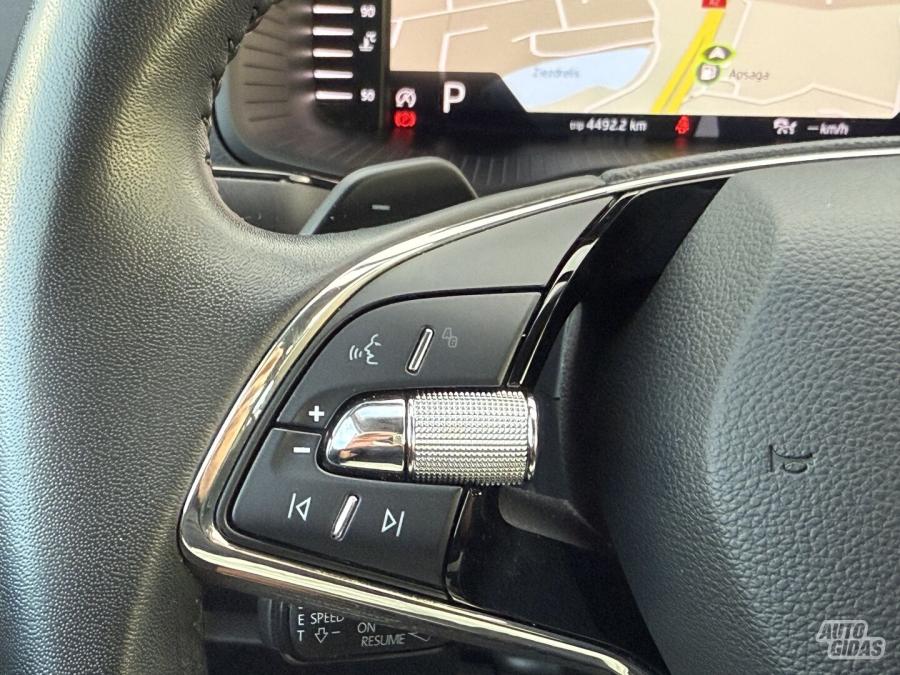 Balts Skoda Karoq 2022 Viļņa, ar dzinēja tilpumu 1.50 L un nobraukumu 200 tūkst. km par 16800 €, foto 36 vietnē AUTOMOTO.COM.LV