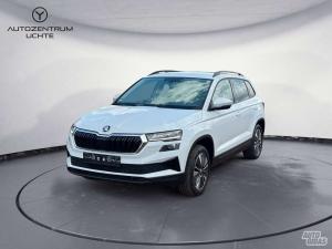 Balts Skoda Karoq 2023 Kauņa, ar dzinēja tilpumu 2.00 L un nobraukumu 53 tūkst. km par 28924 €, foto 3 vietnē AUTOMOTO.COM.LV