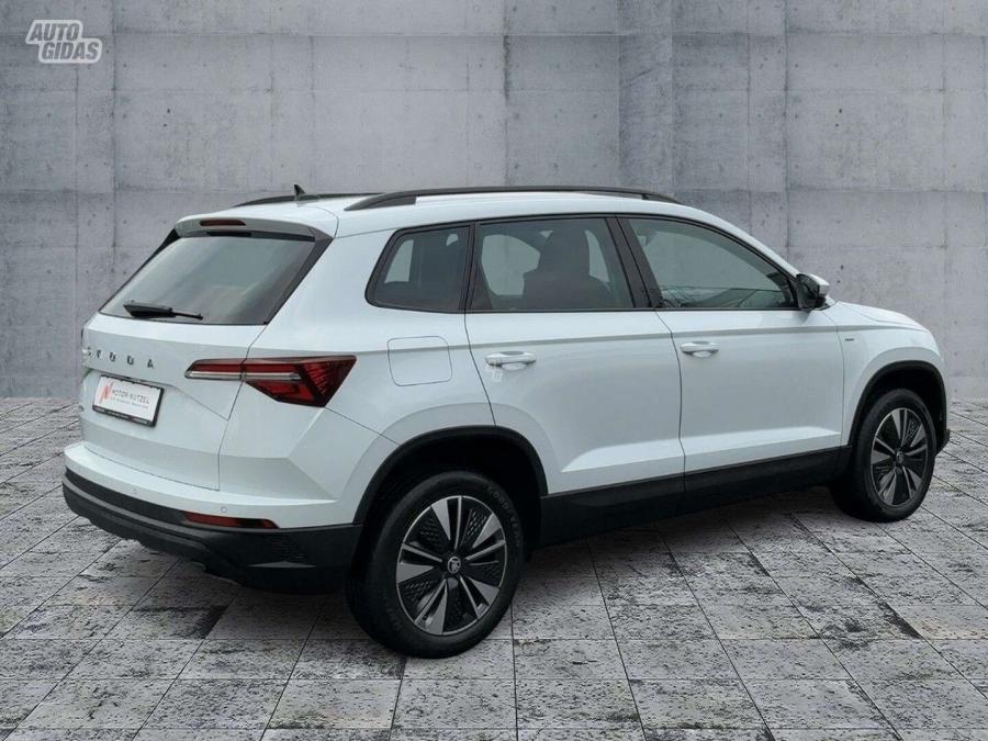 Balts Skoda Karoq 2023 Kauņa, ar dzinēja tilpumu 2.00 L un nobraukumu 77 tūkst. km par 27594 €, foto 6 vietnē AUTOMOTO.COM.LV