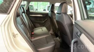 Balts Skoda Karoq 2023 Rīga, ar dzinēja tilpumu 1.50 L un nobraukumu 47 tūkst. km par 24900 €, foto 16 vietnē AUTOMOTO.COM.LV