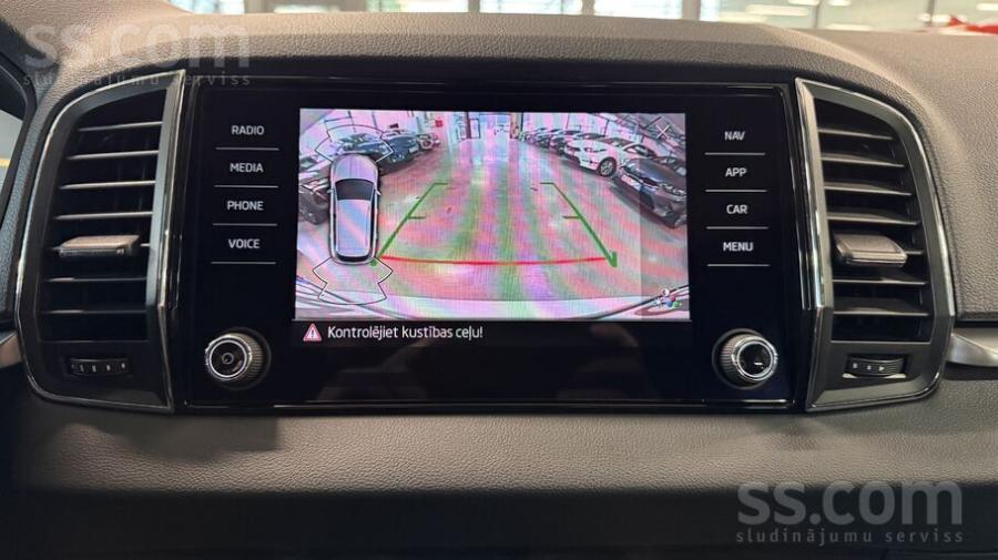 Balts Skoda Karoq 2023 Rīga, ar dzinēja tilpumu 1.50 L un nobraukumu 47 tūkst. km par 24900 €, foto 23 vietnē AUTOMOTO.COM.LV