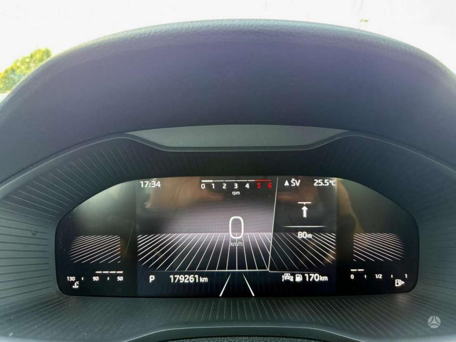 Balts Skoda Karoq 2023 Panevēža, ar dzinēja tilpumu 1.97 L un nobraukumu 179 tūkst. km par 16950 €, foto 14 vietnē AUTOMOTO.COM.LV