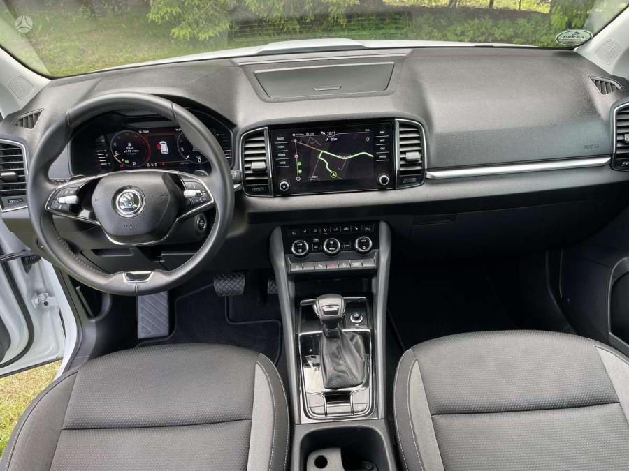 Balts Skoda Karoq 2023 Marijampole, ar dzinēja tilpumu 1.97 L un nobraukumu 52 tūkst. km par 19500 €, foto 15 vietnē AUTOMOTO.COM.LV