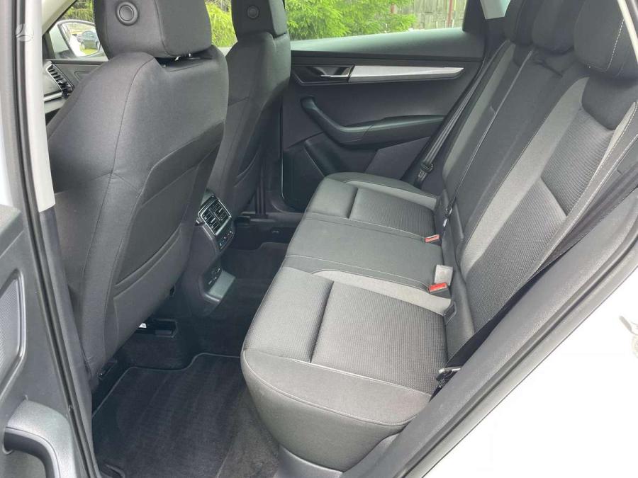 Balts Skoda Karoq 2023 Marijampole, ar dzinēja tilpumu 1.97 L un nobraukumu 52 tūkst. km par 19500 €, foto 16 vietnē AUTOMOTO.COM.LV