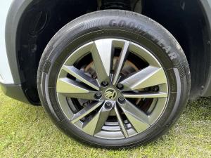 Balts Skoda Karoq 2023 Marijampole, ar dzinēja tilpumu 1.97 L un nobraukumu 52 tūkst. km par 19500 €, foto 23 vietnē AUTOMOTO.COM.LV