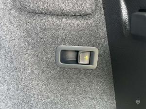 Balts Skoda Karoq 2023 Marijampole, ar dzinēja tilpumu 1.97 L un nobraukumu 52 tūkst. km par 19500 €, foto 27 vietnē AUTOMOTO.COM.LV