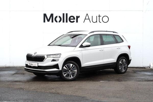 Balts Skoda Karoq 2023 Rīga, ar dzinēja tilpumu 1.50 L un nobraukumu 147 tūkst. km par 21900 €, foto  vietnē AUTOMOTO.COM.LV