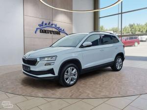White Skoda Karoq 2025 in Kaunas, with an engine capacity of 1.00 L and mileage of 16 thousand km for 27888 €, photo 1 on AUTOMOTO.COM.LV