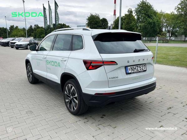 White Skoda Karoq 2025 in Siauliai, with an engine capacity of 1.50 L and mileage of 10 thousand km for 29500 €, photo 5 on AUTOMOTO.COM.LV