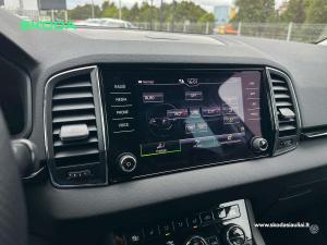 Белый Шкода Karoq 2025 в Шяуляй, объемом двигателя 1.50 л и пробегом 10 тыс. км за 29500 €, фото 31 на AUTOMOTO.COM.LV