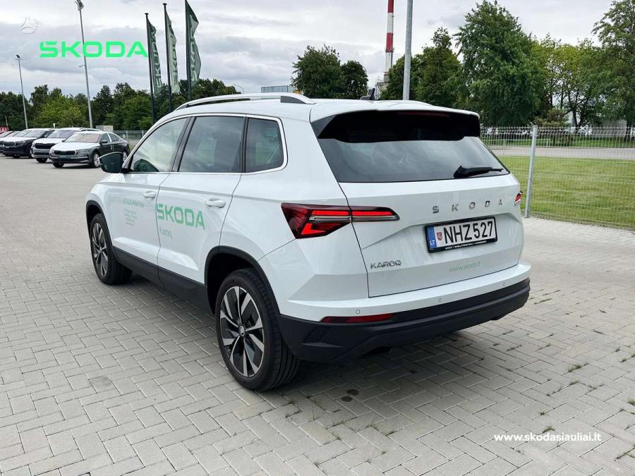 Balts Skoda Karoq 2025 Šauļi, ar dzinēja tilpumu 1.50 L un nobraukumu 10 tūkst. km par 28500 €, foto 6 vietnē AUTOMOTO.COM.LV