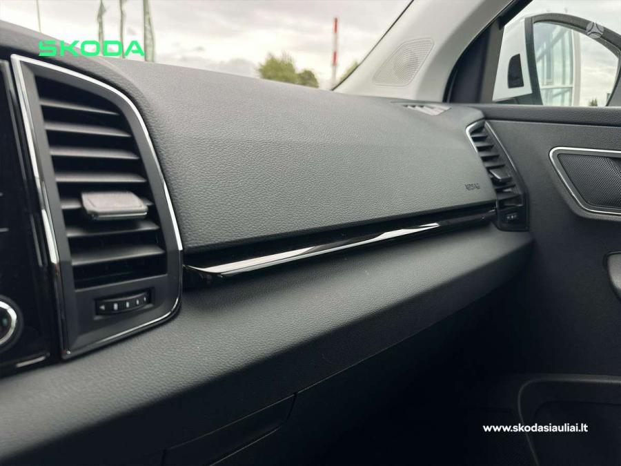 Balts Skoda Karoq 2025 Šauļi, ar dzinēja tilpumu 1.50 L un nobraukumu 10 tūkst. km par 28500 €, foto 37 vietnē AUTOMOTO.COM.LV