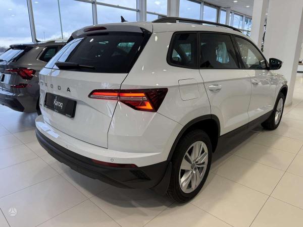 White Skoda Karoq 2026 in Klaipeda, with an engine capacity of 1.50 L and mileage of 10 thousand km for 30870 €, photo 3 on AUTOMOTO.COM.LV