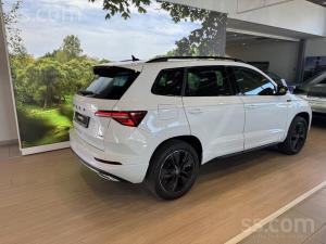Balts Skoda Karoq 2026 Valmiera, ar dzinēja tilpumu 2.00 L un nobraukumu 5 tūkst. km par 37782 €, foto 5 vietnē AUTOMOTO.COM.LV