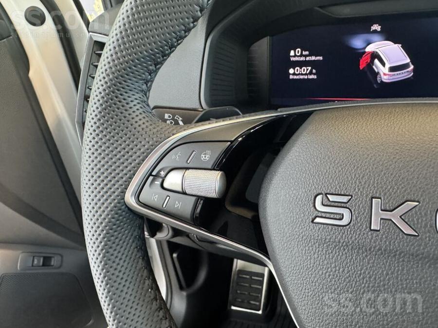 Balts Skoda Karoq 2026 Valmiera, ar dzinēja tilpumu 2.00 L un nobraukumu 5 tūkst. km par 37782 €, foto 11 vietnē AUTOMOTO.COM.LV