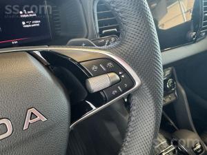 Balts Skoda Karoq 2026 Valmiera, ar dzinēja tilpumu 2.00 L un nobraukumu 5 tūkst. km par 37782 €, foto 12 vietnē AUTOMOTO.COM.LV