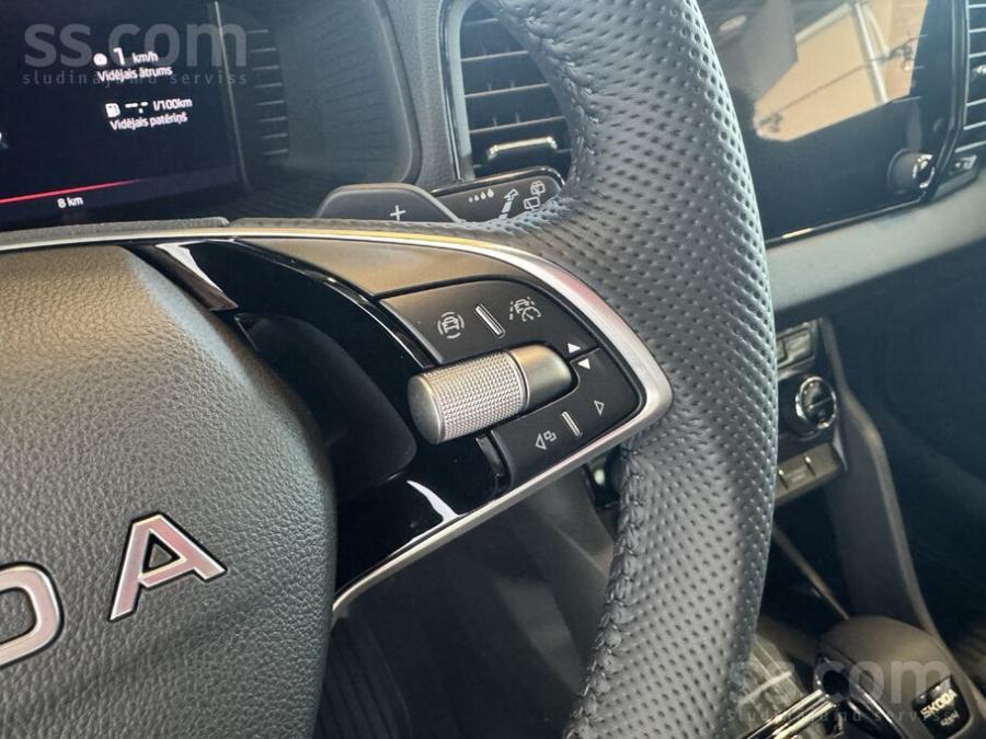 Balts Skoda Karoq 2026 Valmiera, ar dzinēja tilpumu 2.00 L un nobraukumu 5 tūkst. km par 37782 €, foto 12 vietnē AUTOMOTO.COM.LV