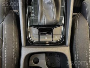 Balts Skoda Karoq 2026 Valmiera, ar dzinēja tilpumu 2.00 L un nobraukumu 5 tūkst. km par 37782 €, foto 14 vietnē AUTOMOTO.COM.LV