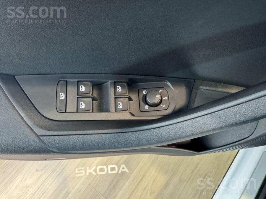 Balts Skoda Karoq 2026 Valmiera, ar dzinēja tilpumu 2.00 L un nobraukumu 5 tūkst. km par 37782 €, foto 16 vietnē AUTOMOTO.COM.LV