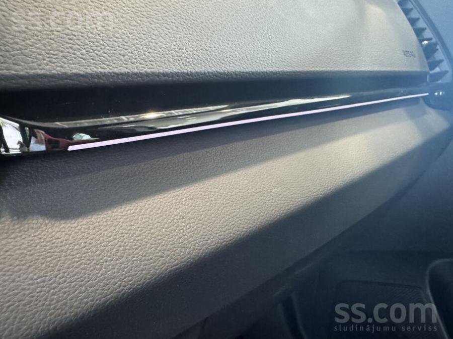 Balts Skoda Karoq 2026 Valmiera, ar dzinēja tilpumu 2.00 L un nobraukumu 5 tūkst. km par 37782 €, foto 17 vietnē AUTOMOTO.COM.LV