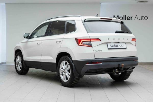 Белый Шкода Karoq 2020 в Пеэтри, объемом двигателя 2.00 л и пробегом 215 тыс. км за 14650 €, фото 4 на AUTOMOTO.COM.LV