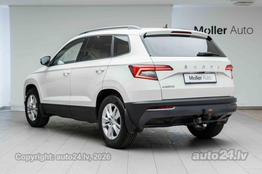 White Skoda Karoq 2020 in Tallinn, with an engine capacity of 2.00 L and mileage of 215 thousand km for 14650 €, photo 5 on AUTOMOTO.COM.LV