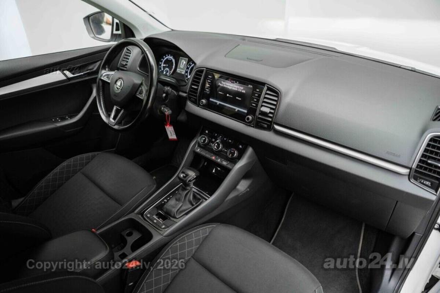 White Skoda Karoq 2020 in Tallinn, with an engine capacity of 2.00 L and mileage of 215 thousand km for 14650 €, photo 11 on AUTOMOTO.COM.LV