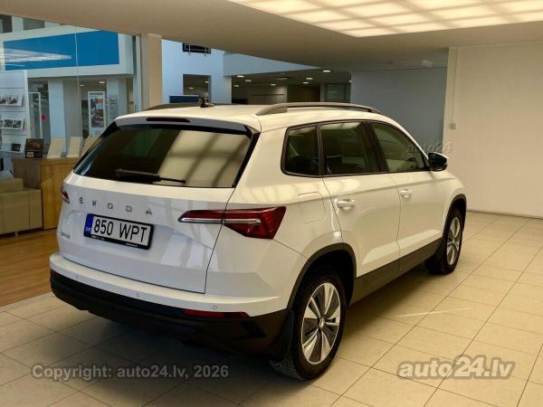 Balts Skoda Karoq 2023 Jehvi, ar dzinēja tilpumu 1.00 L un nobraukumu 28 tūkst. km par 18000 €, foto 5 vietnē AUTOMOTO.COM.LV
