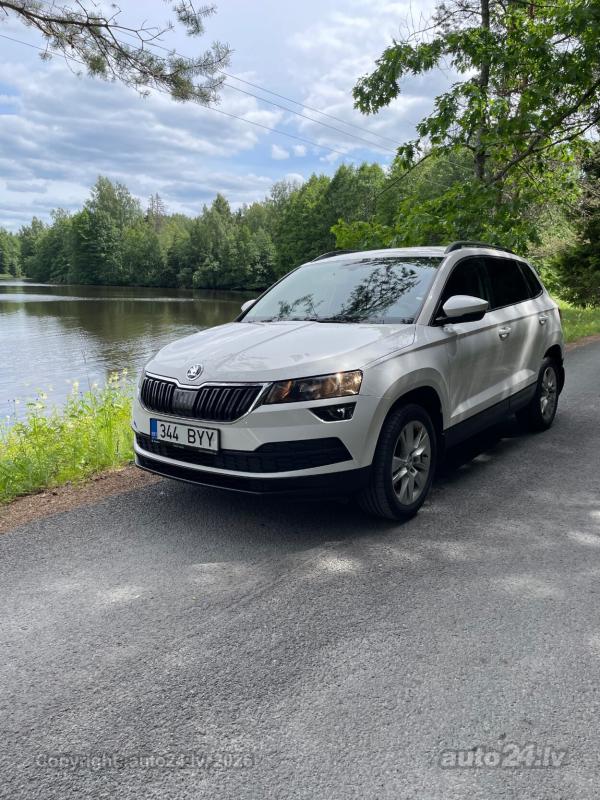 Balts Skoda Karoq 2018 Tallina, ar dzinēja tilpumu 1.60 L un nobraukumu 220 tūkst. km par 12500 €, foto  vietnē AUTOMOTO.COM.LV