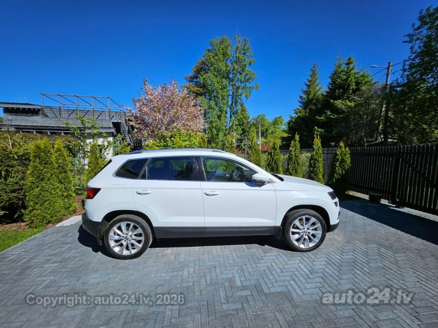 White Skoda Karoq 2018 in Tallinn, with an engine capacity of 1.50 L and mileage of 68 thousand km for 16900 €, photo 4 on AUTOMOTO.COM.LV
