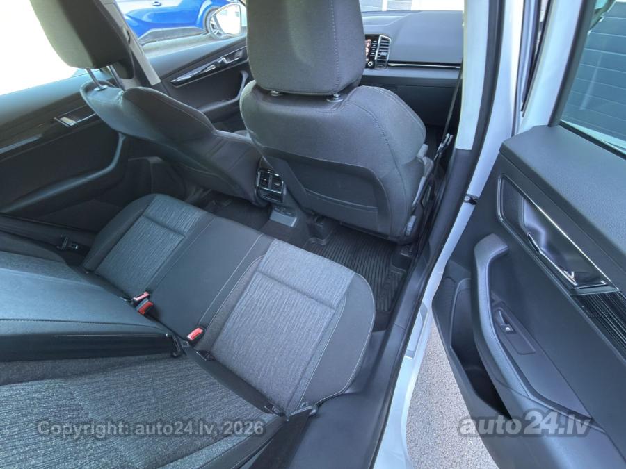 White Skoda Karoq 2018 in Tallinn, with an engine capacity of 1.50 L and mileage of 68 thousand km for 16900 €, photo 11 on AUTOMOTO.COM.LV