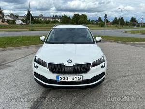 White Skoda Karoq 2018 in Tallinn, with an engine capacity of 1.60 L and mileage of 206 thousand km for 11500 €, photo 4 on AUTOMOTO.COM.LV