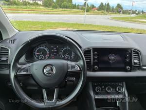 White Skoda Karoq 2018 in Tallinn, with an engine capacity of 1.60 L and mileage of 206 thousand km for 11500 €, photo 14 on AUTOMOTO.COM.LV