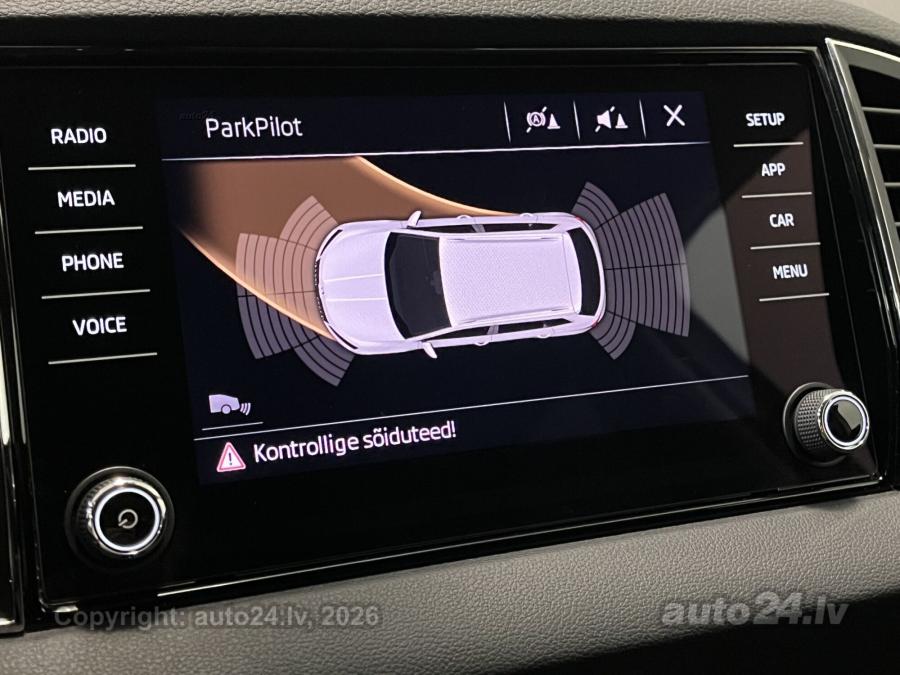 Balts Skoda Karoq 2020 Tallina, ar dzinēja tilpumu 1.50 L un nobraukumu 83 tūkst. km par 16900 €, foto 12 vietnē AUTOMOTO.COM.LV