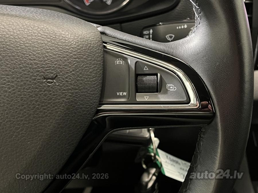 Balts Skoda Karoq 2020 Tallina, ar dzinēja tilpumu 1.50 L un nobraukumu 83 tūkst. km par 16900 €, foto 15 vietnē AUTOMOTO.COM.LV