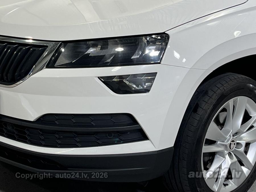 Balts Skoda Karoq 2020 Tallina, ar dzinēja tilpumu 1.50 L un nobraukumu 83 tūkst. km par 16900 €, foto 21 vietnē AUTOMOTO.COM.LV