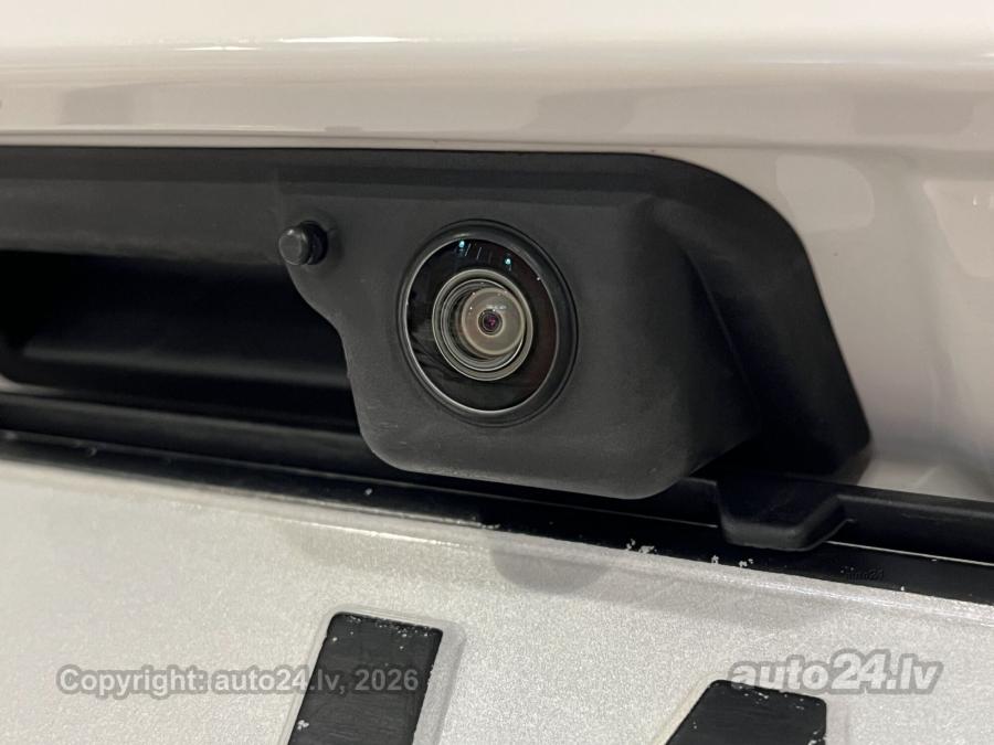 Balts Skoda Karoq 2020 Tallina, ar dzinēja tilpumu 1.50 L un nobraukumu 83 tūkst. km par 16900 €, foto 24 vietnē AUTOMOTO.COM.LV