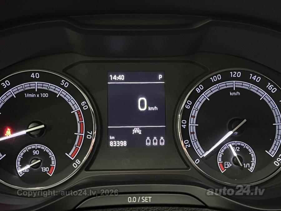 Balts Skoda Karoq 2020 Tallina, ar dzinēja tilpumu 1.50 L un nobraukumu 83 tūkst. km par 16900 €, foto 26 vietnē AUTOMOTO.COM.LV