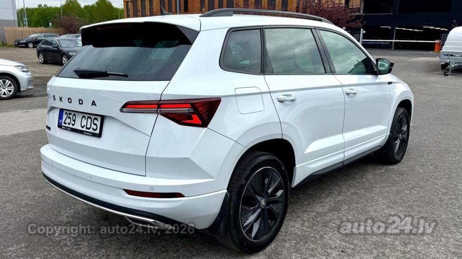 Balts Skoda Karoq 2024 Tallina, ar dzinēja tilpumu 1.50 L un nobraukumu 5 tūkst. km par 31900 €, foto 7 vietnē AUTOMOTO.COM.LV