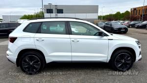 Balts Skoda Karoq 2024 Tallina, ar dzinēja tilpumu 1.50 L un nobraukumu 5 tūkst. km par 31900 €, foto 11 vietnē AUTOMOTO.COM.LV