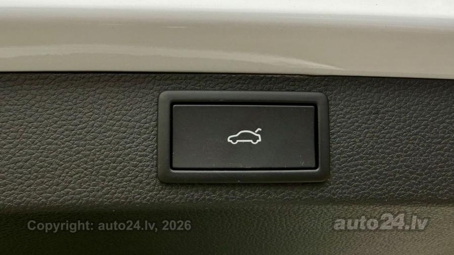 Balts Skoda Karoq 2024 Tallina, ar dzinēja tilpumu 1.50 L un nobraukumu 5 tūkst. km par 31900 €, foto 31 vietnē AUTOMOTO.COM.LV