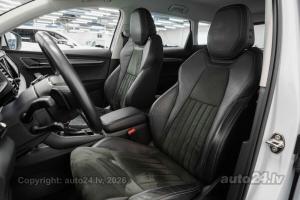 White Skoda Karoq 2024 in Tallinn, with an engine capacity of 2.00 L and mileage of 31 thousand km for 25900 €, photo 12 on AUTOMOTO.COM.LV