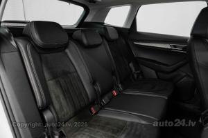 White Skoda Karoq 2024 in Tallinn, with an engine capacity of 2.00 L and mileage of 31 thousand km for 25900 €, photo 13 on AUTOMOTO.COM.LV