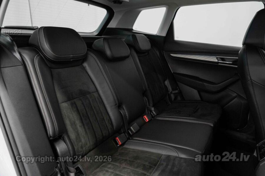 White Skoda Karoq 2024 in Tallinn, with an engine capacity of 2.00 L and mileage of 31 thousand km for 25900 €, photo 13 on AUTOMOTO.COM.LV