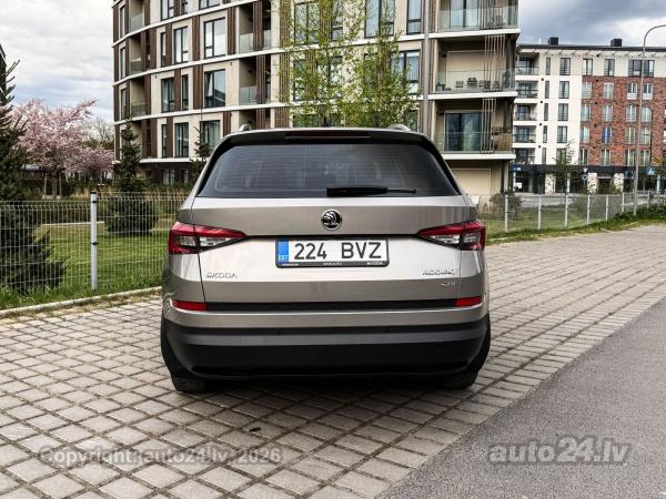 Beige Skoda Kodiaq 2018 in Tallinn, with an engine capacity of 1.40 L and mileage of 166 thousand km for 18900 €, photo 7 on AUTOMOTO.COM.LV